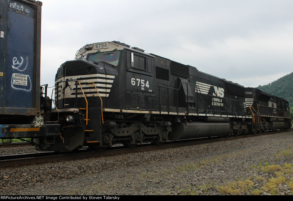 NS 6754